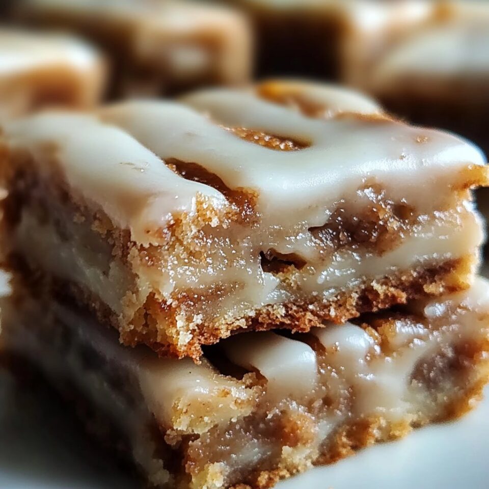 Cinnamon Roll Bliss Bars: A Delicious Dessert Recipe - My Daily Cuisine